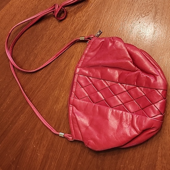 Rodo | Bags | Rodo 8s Must Have Red Leather Woven Crossbody Greatness ...